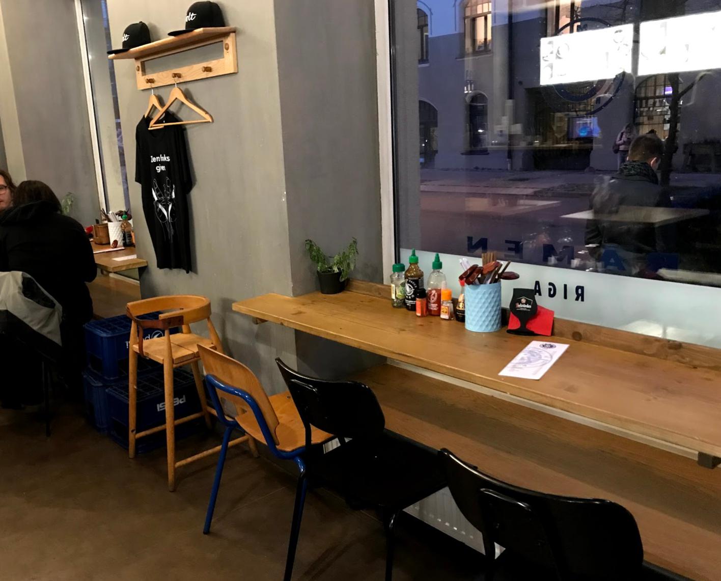 ラトビアでビジュアルがお洒落すぎるラーメンをすするぅ！【リガ】【RAMEN RIGA】 | おにブログ｜おにブログ