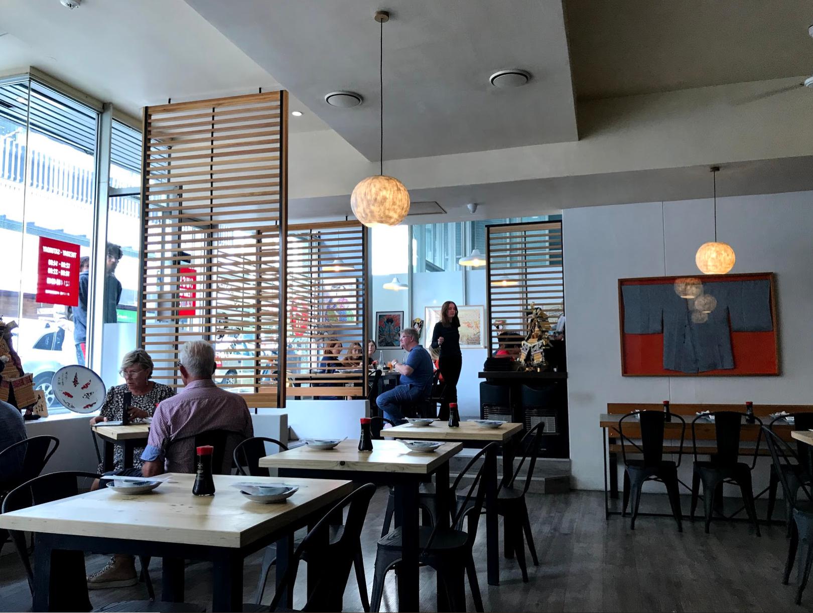 ケープタウンの【OBI RESTAURANT】でランチ限定の人気ラーメンをすするぅ【南アフリカ】 | おにブログ｜おにブログ